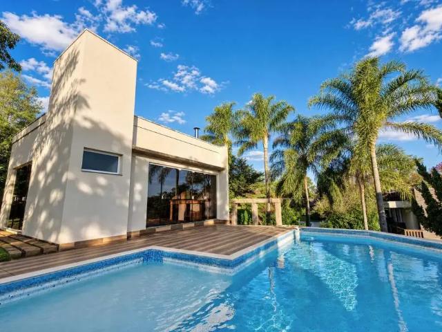 Casa / Sobrado em Condomínio para Locação em Salto/SP Condomínio Monte Belo 4 Quartos