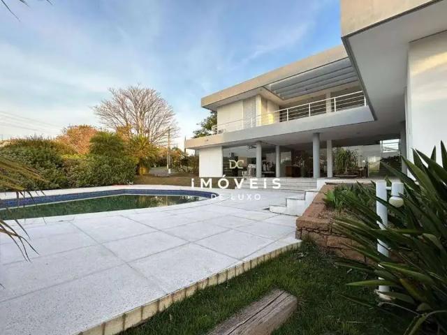 Casa / Sobrado em Condomínio para Locação em Salto/SP Haras Paineiras 4 Quartos