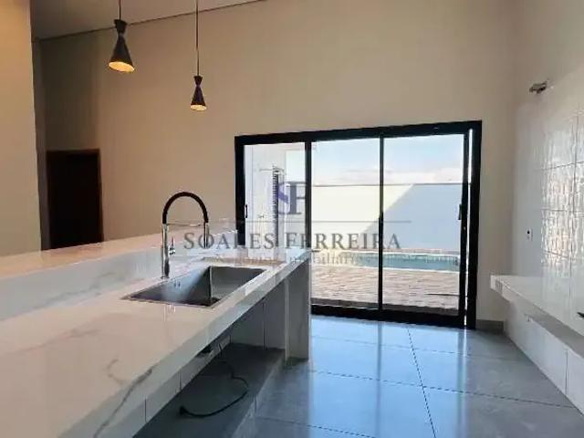 Casa / Sobrado em Condomínio para Locação em Salto/SP Residencial Lagos D'Icaraí 3 Quartos