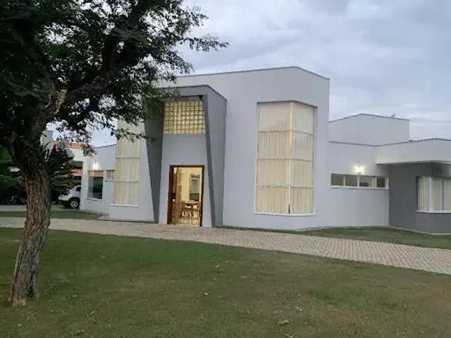 Casa / Sobrado em Condomínio para Locação em Salto/SP Residencial Primavera 3 Quartos