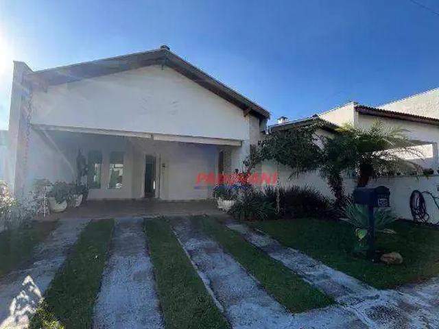 Casa / Sobrado em Condomínio para Locação em Salto/SP Vila Nova 3 Quartos