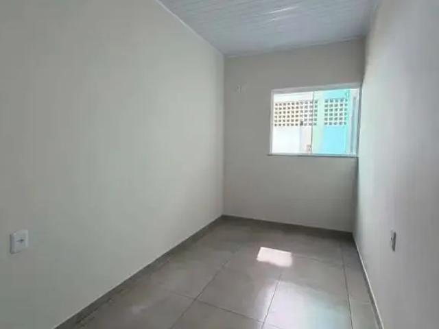 Casa / Sobrado em Condomínio para Locação em Salvador/BA Mussurunga I 2 Quartos