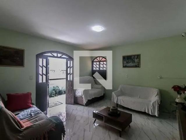 Casa / Sobrado em Condomínio para Locação em Salvador/BA Itapuã 3 Quartos