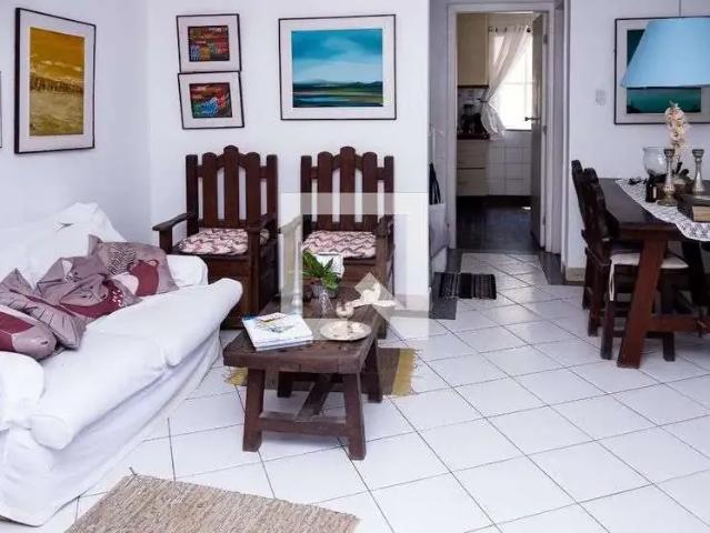 Casa / Sobrado em Condomínio para Locação em Salvador/BA Pituaçu 3 Quartos