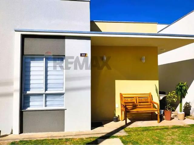Casa / Sobrado em Condomínio para Locação em Sorocaba/SP Aparecidinha 2 Quartos