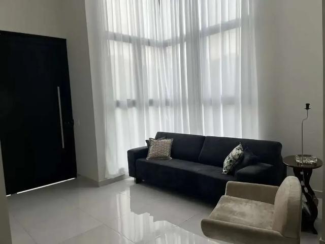 Casa / Sobrado em Condomínio para Locação em Sorocaba/SP Aparecidinha 3 Quartos