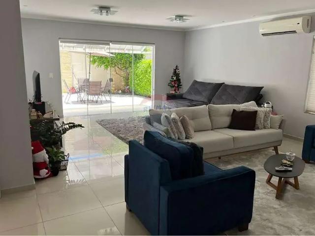 Casa / Sobrado em Condomínio para Locação em Sorocaba/SP Boa Vista 4 Quartos