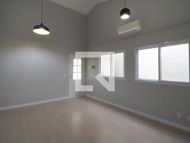 Casa / Sobrado em Condomínio para Locação em Sorocaba/SP Boa Vista 3 Quartos