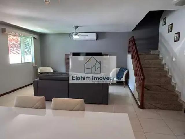 Casa / Sobrado em Condomínio para Venda em Macaé/RJ Granja dos Cavaleiros 3 Quartos
