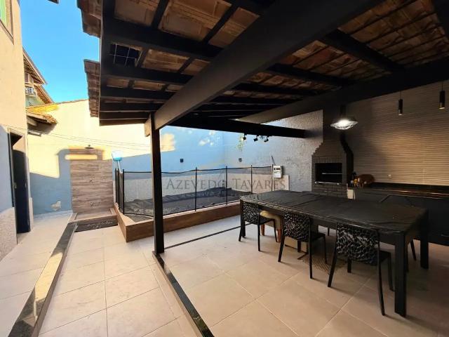 Casa / Sobrado em Condomínio para Venda em Macaé/RJ Granja dos Cavaleiros 3 Quartos