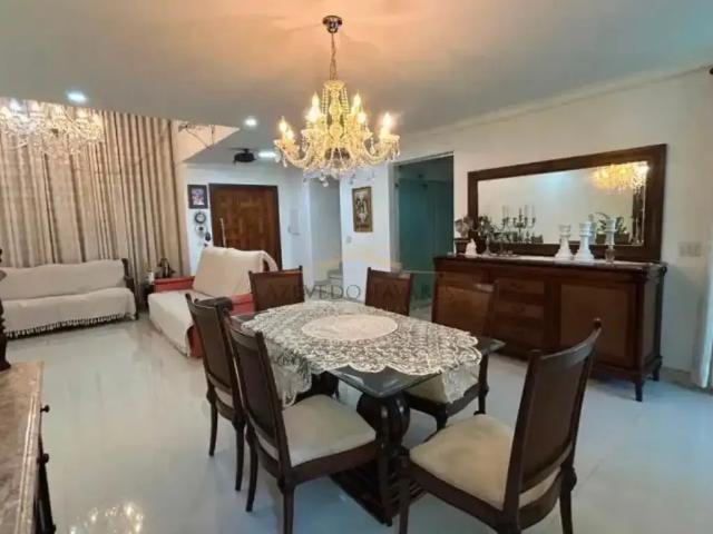 Casa / Sobrado em Condomínio para Venda em Macaé/RJ Granja dos Cavaleiros 4 Quartos