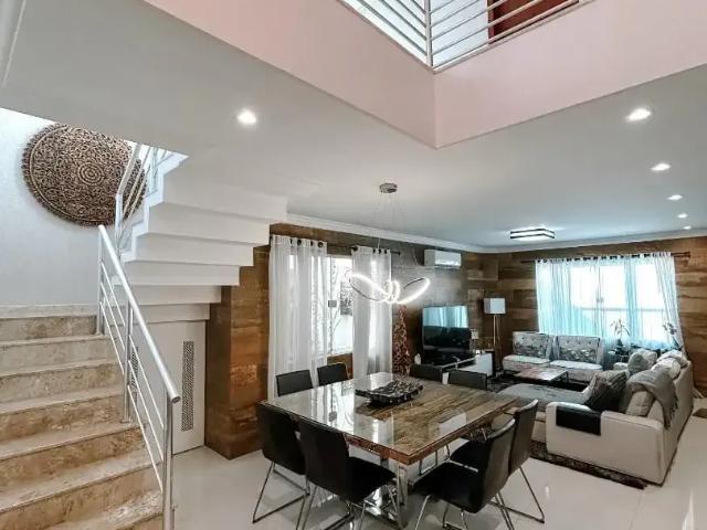 Casa / Sobrado em Condomínio para Venda em Macaé/RJ Granja dos Cavaleiros 4 Quartos