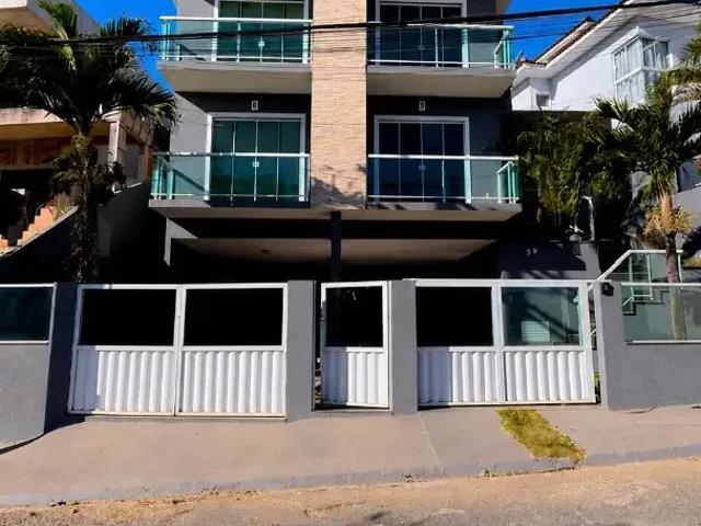 Casa / Sobrado em Condomínio para Venda em Macaé/RJ Lagoa 4 Quartos