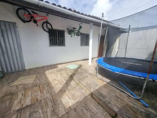 Casa / Sobrado em Condomínio para Venda em Maceió/AL Benedito Bentes 3 Quartos