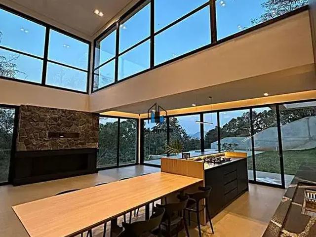 Casa / Sobrado em Condomínio para Venda em Mairinque/SP Porta do Sol 5 Quartos