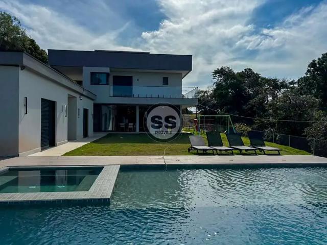 Casa / Sobrado em Condomínio para Venda em Mairinque/SP Porta do Sol 6 Quartos