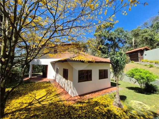 Casa / Sobrado em Condomínio para Venda em Mairiporã/SP Caraguatá 4 Quartos