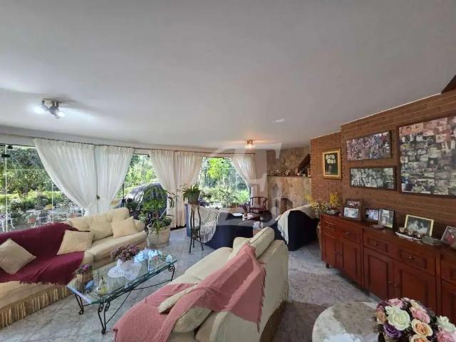 Casa / Sobrado em Condomínio para Venda em Mairiporã/SP Roseira 3 Quartos