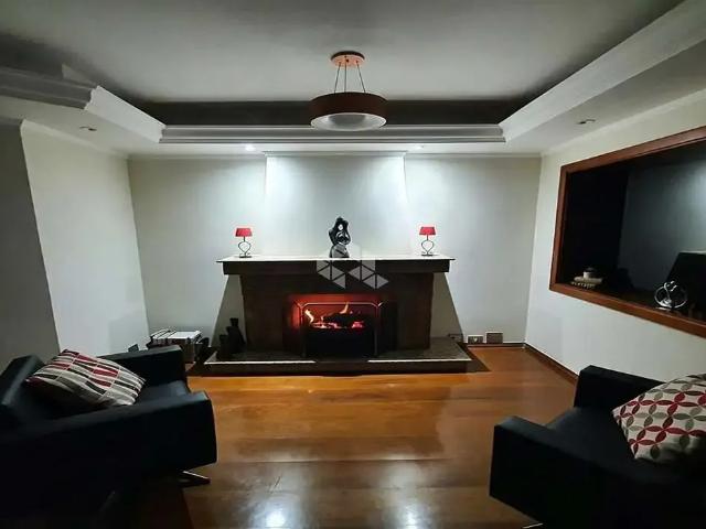 Casa / Sobrado em Condomínio para Venda em Mairiporã/SP Roseira 4 Quartos