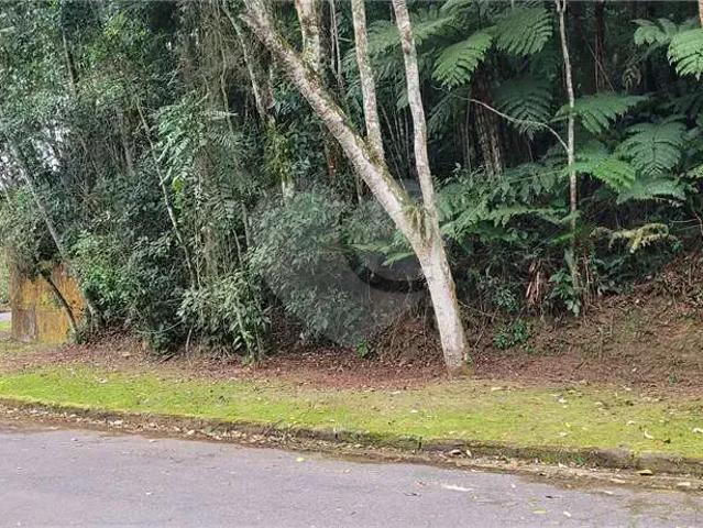 Casa / Sobrado em Condomínio para Venda em Mairiporã/SP Serra da Cantareira