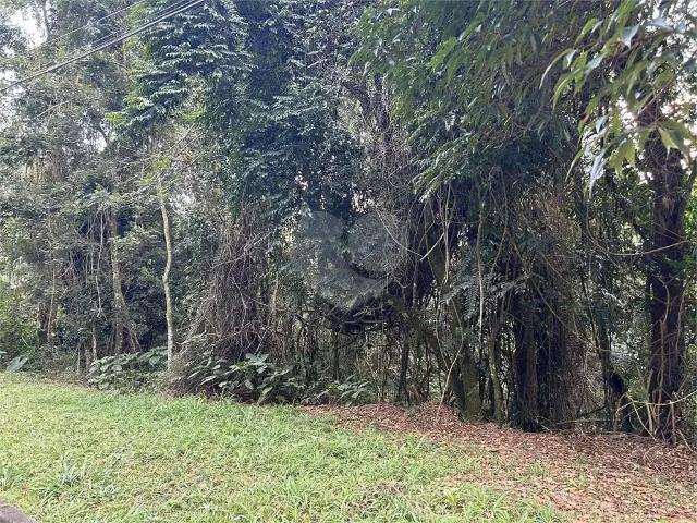Casa / Sobrado em Condomínio para Venda em Mairiporã/SP Serra da Cantareira
