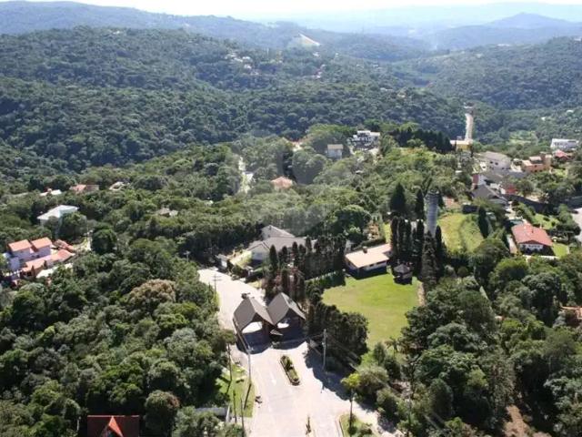 Casa / Sobrado em Condomínio para Venda em Mairiporã/SP Serra da Cantareira