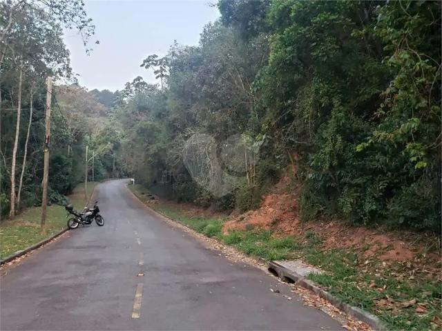 Casa / Sobrado em Condomínio para Venda em Mairiporã/SP Serra da Cantareira
