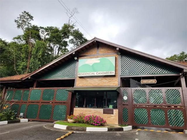 Casa / Sobrado em Condomínio para Venda em Mairiporã/SP Serra da Cantareira