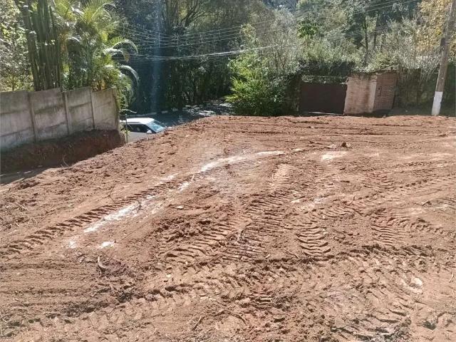 Casa / Sobrado em Condomínio para Venda em Mairiporã/SP Serra da Cantareira