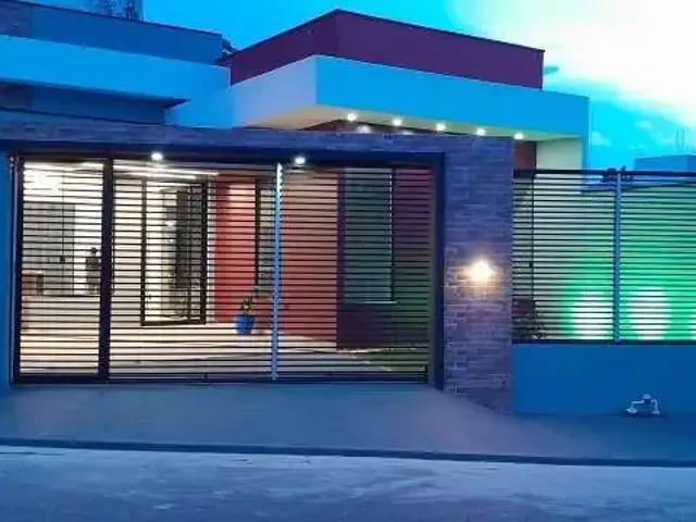 Casa / Sobrado em Condomínio para Venda em Manaus/AM Tarumã 3 Quartos
