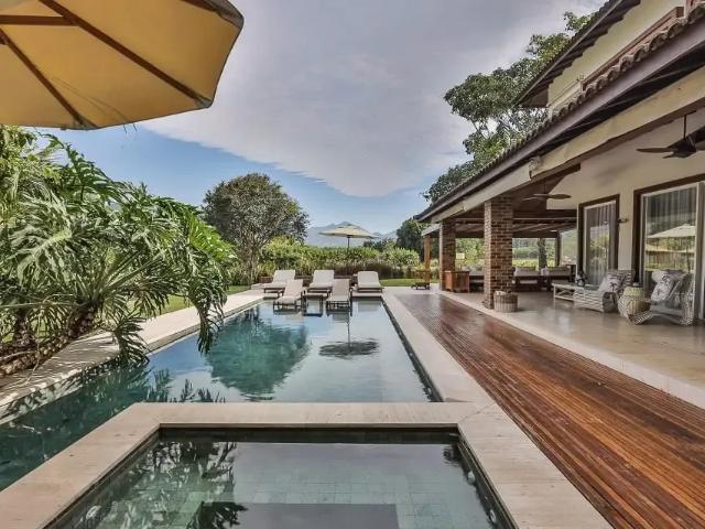 Casa / Sobrado em Condomínio para Venda em Mangaratiba/RJ Condomínio Portobello 6 Quartos