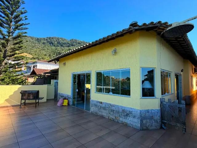 Casa / Sobrado em Condomínio para Venda em Mangaratiba/RJ Sahy 3 Quartos