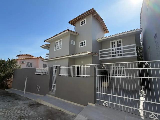 Casa / Sobrado em Condomínio para Venda em Maricá/RJ Araçatiba 4 Quartos