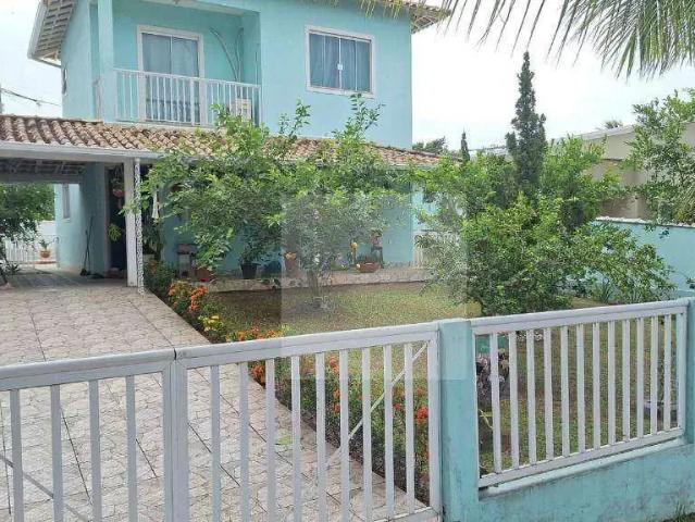 Casa / Sobrado em Condomínio para Venda em Maricá/RJ Centro 4 Quartos