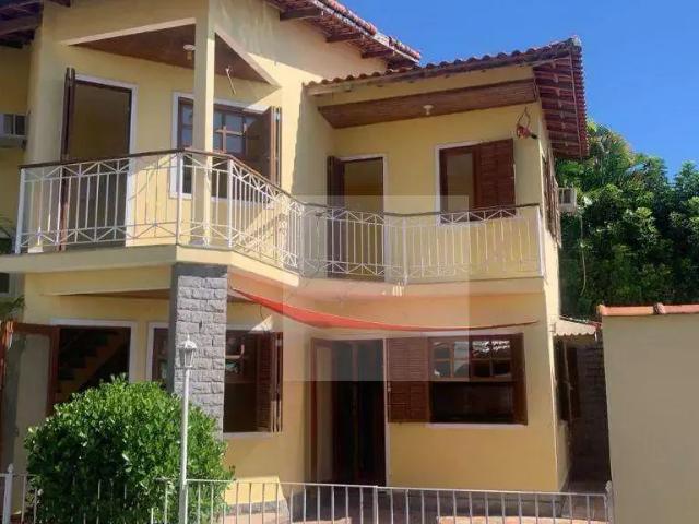 Casa / Sobrado em Condomínio para Venda em Maricá/RJ Centro 2 Quartos