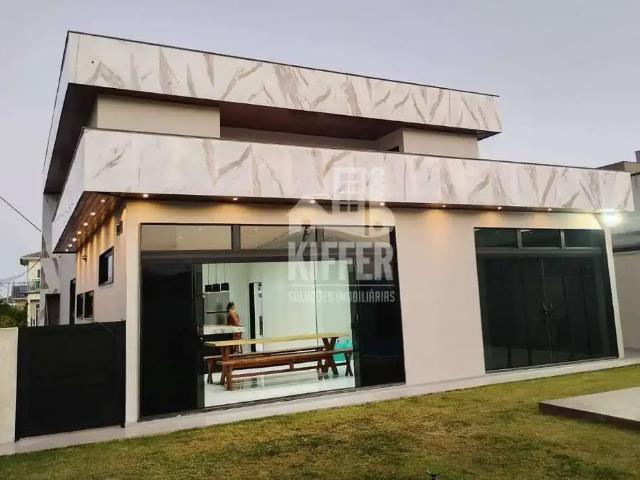 Casa / Sobrado em Condomínio para Venda em Maricá/RJ Itaipuaçú 4 Quartos
