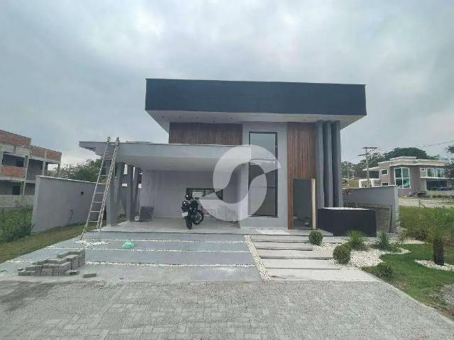 Casa / Sobrado em Condomínio para Venda em Maricá/RJ Ubatiba 4 Quartos