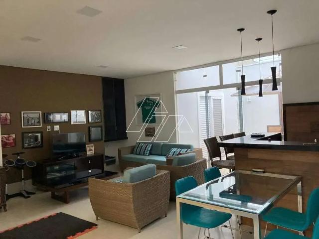 Casa / Sobrado em Condomínio para Venda em Marília/SP Jardim Luciana 3 Quartos