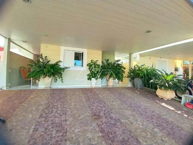 Casa / Sobrado em Condomínio para Venda em Marília/SP Jardim Maria Martha 4 Quartos