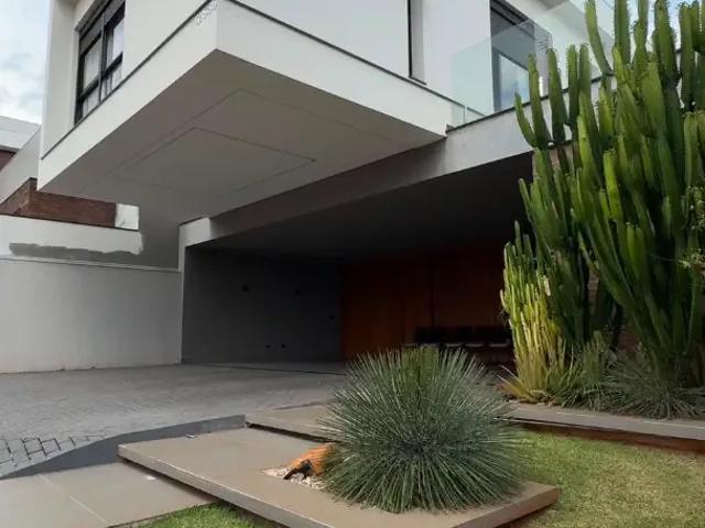 Casa / Sobrado em Condomínio para Venda em Maringá/PR Zona 05