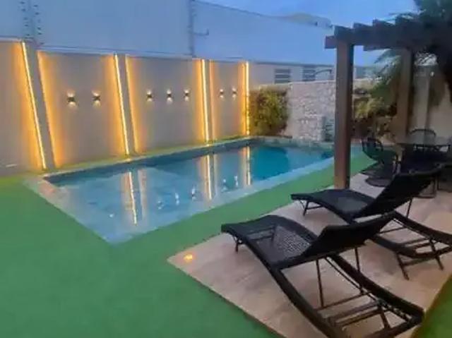 Casa / Sobrado em Condomínio para Venda em Maringá/PR Zona 08 5 Quartos