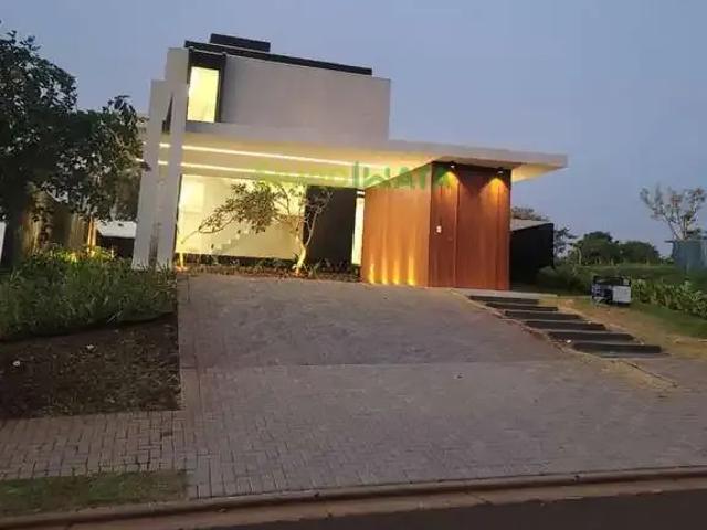Casa / Sobrado em Condomínio para Venda em Maringá/PR Gleba Ribeirão Morangueiro 4 Quartos