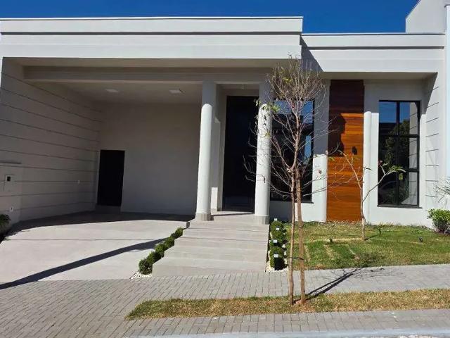 Casa / Sobrado em Condomínio para Venda em Maringá/PR Jardim Guaporé 3 Quartos