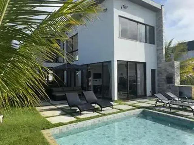 Casa / Sobrado em Condomínio para Venda em Mata de São João/BA Porto Sauipe