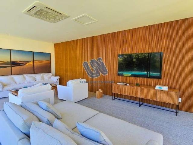 Casa / Sobrado em Condomínio para Venda em Mata de São João/BA Praia do Forte 4 Quartos
