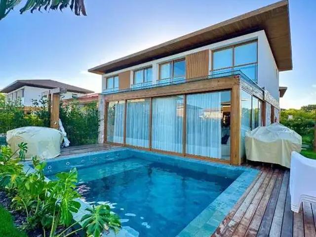 Casa / Sobrado em Condomínio para Venda em Mata de São João/BA Praia do Forte 4 Quartos
