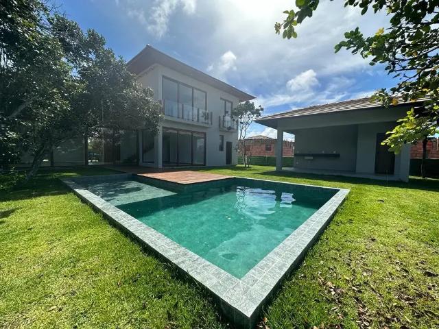 Casa / Sobrado em Condomínio para Venda em Mata de São João/BA Praia do Forte 5 Quartos