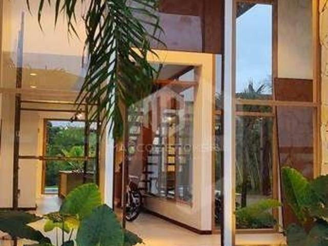 Casa / Sobrado em Condomínio para Venda em Mata de São João/BA Praia do Forte 5 Quartos