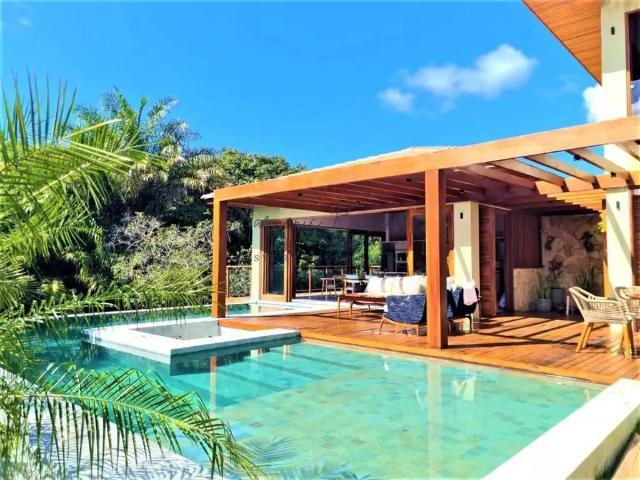 Casa / Sobrado em Condomínio para Venda em Mata de São João/BA Praia do Forte 5 Quartos