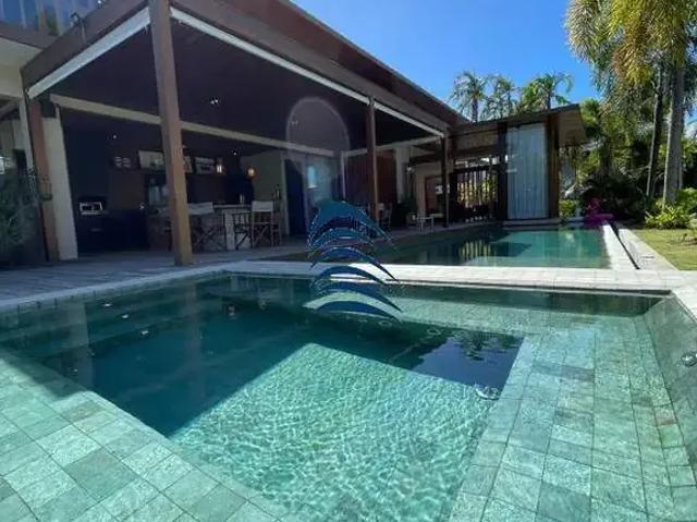 Casa / Sobrado em Condomínio para Venda em Mata de São João/BA Praia do Forte 5 Quartos